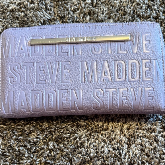 Steve Madden | Bags | Steve Madden Lavender Embossed Wallet | Poshmark
